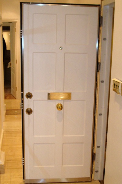 Bespoke Domestic And Commercial Door / Panic Room Level 3 And 4 - Steel ...